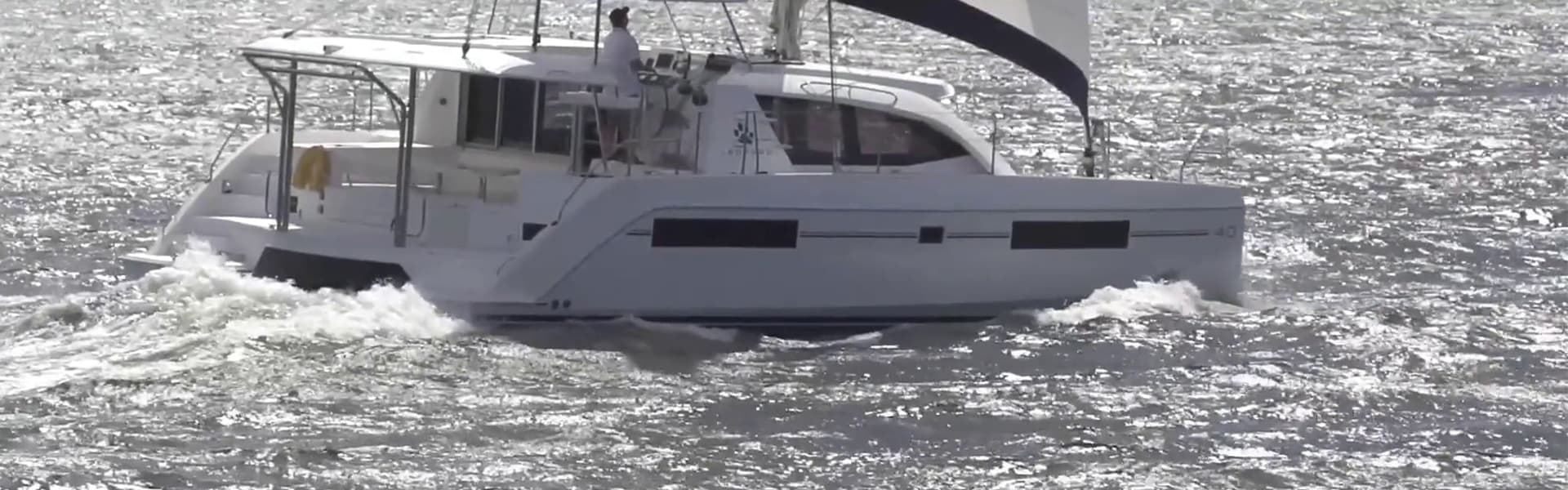 LEOPARD 40 - Phocéa Yachting